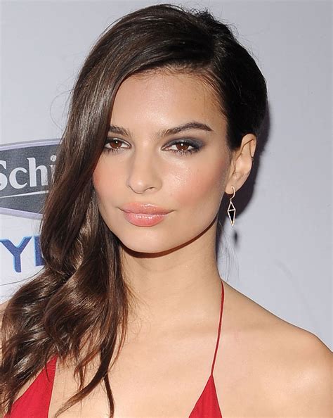 Emily Ratajkowski Si Swimsuit 2015′s Swim City Celebration In New