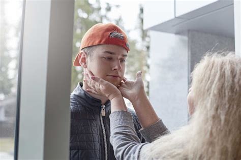 Newly Pregnant Mom Livid After Teen Son Asks If Hes Expected To Take Care Of This One As Well
