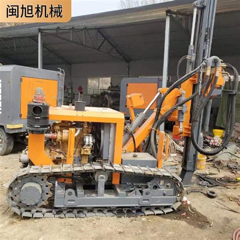 分体式露天集尘履带潜孔钻车 矿山钻凿爆破孔气动钻孔机