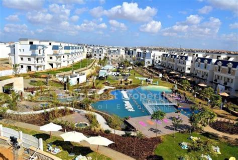 البيع في ماونتن فيو أي سيتي أكتوبر سكاي لوفت 4 غرف 255م 100م رووف