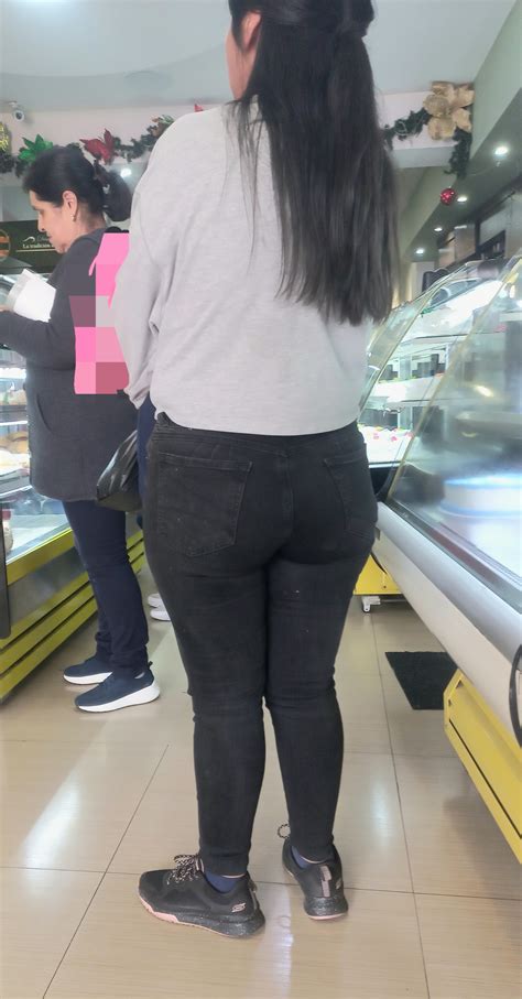 Variety Of Big Butts In Tight Jeans 🍑 Tight Jeans Forum