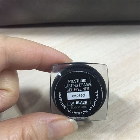 Maybelline Gel Eyeliner Kesehatan And Kecantikan Rias Wajah Di Carousell