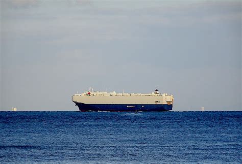 自動車船 New Century 2 大型船雲maru