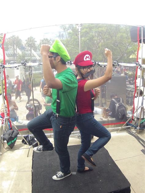 Comic Con 2012 360 Costume Cam Friend Costumes Best Friend Costumes Homecoming Week