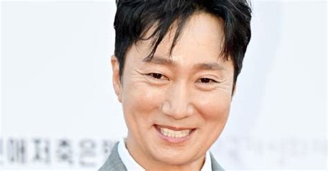 사진 박해일훈훈한 미소