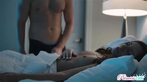 Beautiful Red Haired Hottie Vanna Bardot Gets Her Pussy Licked And Banged