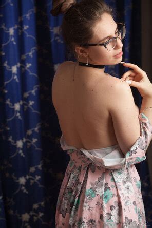 LIZA LOO Liza Loo Porn Pic