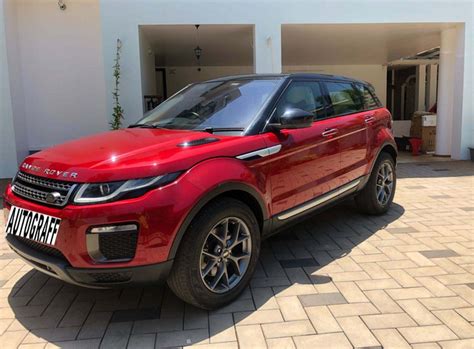 Range Rover Evoque Red