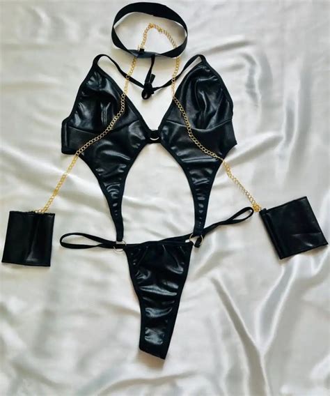 ست لباس زیر زنانه سکسی و جذاب فروشگاه مانلی گالری