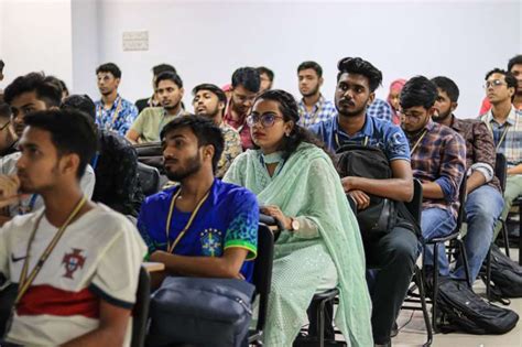 Seminar On D Material Based Smart Antenna Design And Its Applications AIUB