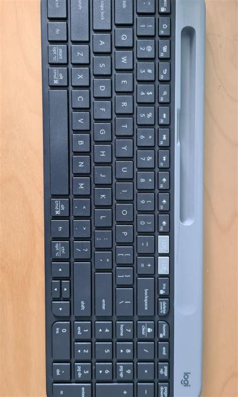Logitech K580 Wireless Keyboard Computers And Tech Parts And Accessories Computer Keyboard On
