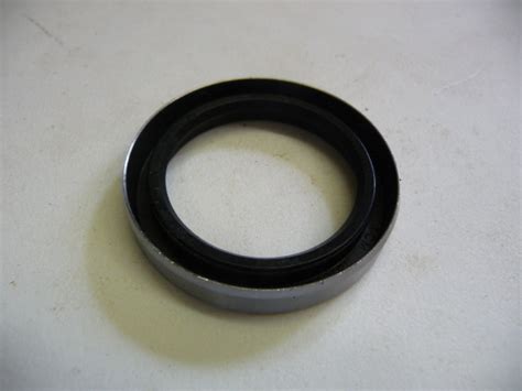 New Tecumseh Oil Seal Part 35319 For Lawn And Garden Equipment Ebay