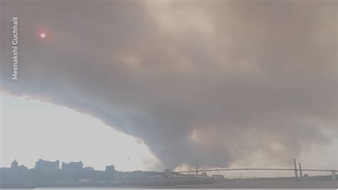 Канадад ойн түймэр гарч Галифакс хотод онц байдал зарлалаа E Mn