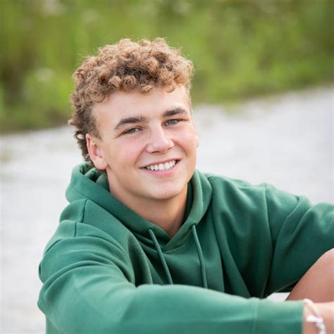 Griffin Damuths Swimming And Diving Recruiting Profile