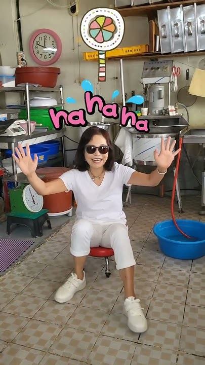 경기도 여주 친구네 동네 방앗간에 갔더니 요렇게 재밌는 바퀴달린 귀여운 의자가 있어요주인아주머니께 허락받고 신나게 의자타고