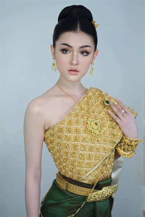 🇰🇭 Cambodia 🇰🇭 Luxury Cambodia Wedding Costumes ️ Elegant Traditional Wedding Dresses⚜️⚜️ Mì