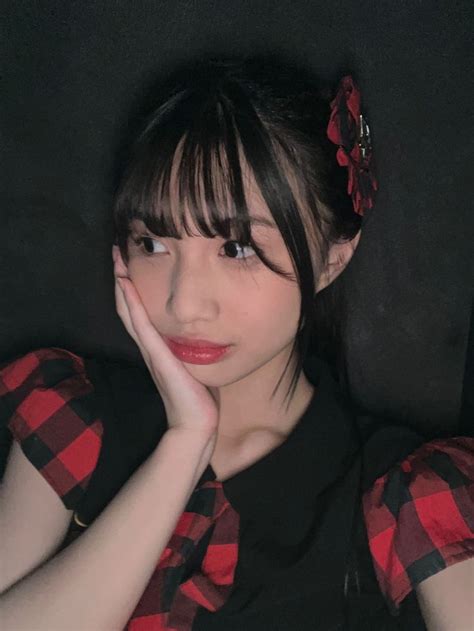 Michie Jkt Di Orang Cantik Penyimpanan Foto Imut