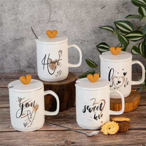 Подаръчна Чаша с капаче и лъжичка 300мл S Ts Bg