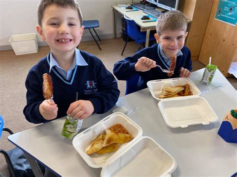 Hot Dinners Were A Delph Side Community Primary School