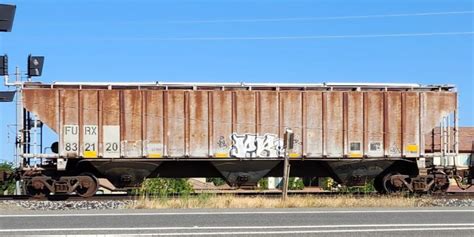 Covered Hoppers Photo Resources The Model Railroad Benchwork Store