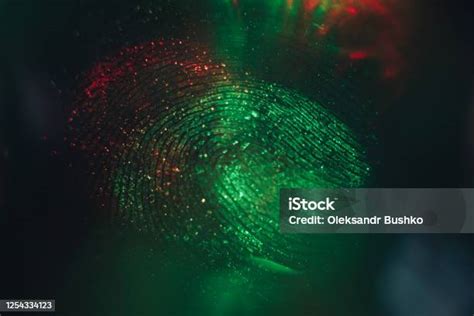 디자인을 위해 배경 텍스처에 아름다운 추상 녹색과 빨간색 색의 지문을 닫습니다 매크로 사진 보기 과학에 대한 스톡 사진 및 기타 이미지 Istock