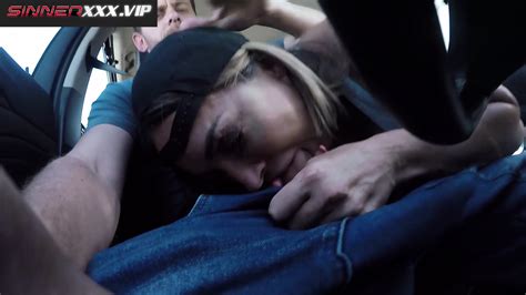 AUBREY BLACK FAKE UBER ROUGH SEX IN CAR AND DRIVING BLOWJOB
