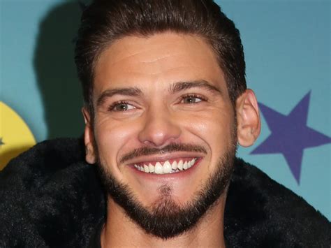 Rayane Bensetti Nu Dans Le Film Bde Prime Video “on Risque De Parler Plus De Mon Pénis Que