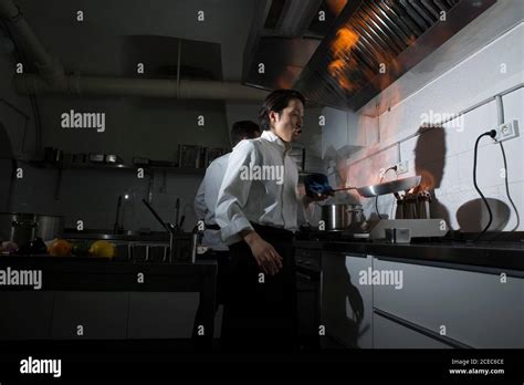 The Cook Making A Flambe Stock Photo Alamy