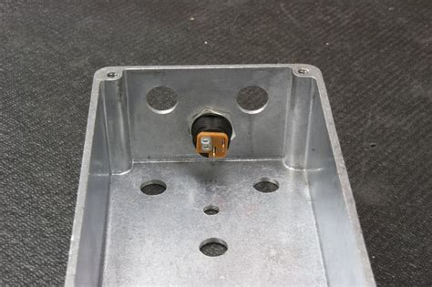Diy Delay Pedal Schematic Diy 101 How To Build A Delay Peda