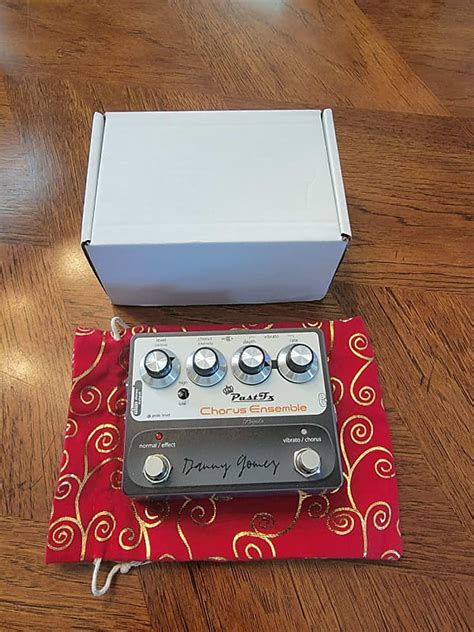 Pastfx Chorus Ensemble Mn3007 Royale Reverb