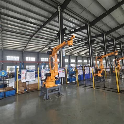 Intelligent Industrial Robot Arm 4 Axis Is Used For Loading And