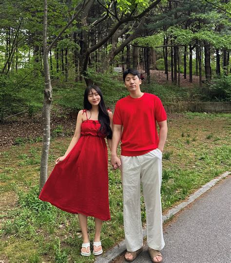 민민커플 여름신상휴양지룩 스모크 밴딩 리본 롱 원피스 반팔 니트 신혼 커플룩 시밀러룩 바캉스룩 여행룩 바다룩