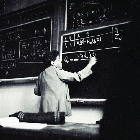 Griffith Brings Home Top Award For Quantum Physics Paper Griffith