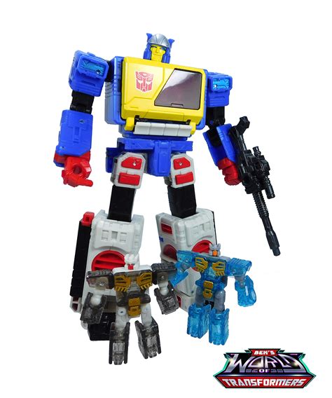 Generations Legacy Evolution Twincast With Rewind Toy Review Bens World Of Transformers