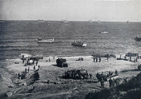 Servicing Commando Units Ubique Loquimur