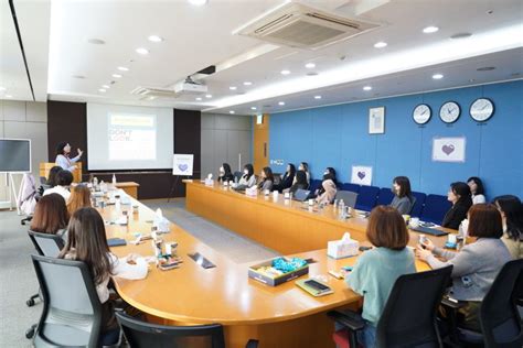 Linkedin Applied Materials Korea 페이지 📢어플라이드 머티어리얼즈 코리아 세계여성의 날 행사 진행 어플라이드의 모든 혁신의 시작에는‘다양성 및