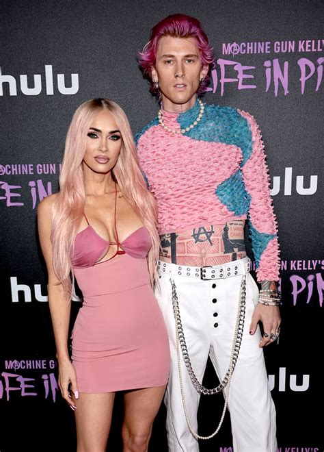 Megan Fox And Machine Gun Kelly S Matching Pink Hair Color Popsugar Beauty