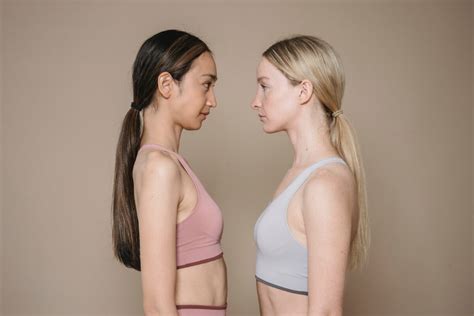 What Is The Difference Between A C And D Bra Size Explained All The Differences
