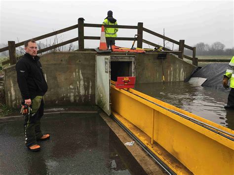 Training Exercise To Test Flood Gates Thorne Times