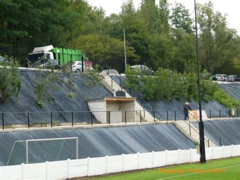 Bart De Troetsel Stadion Stadion In Niel