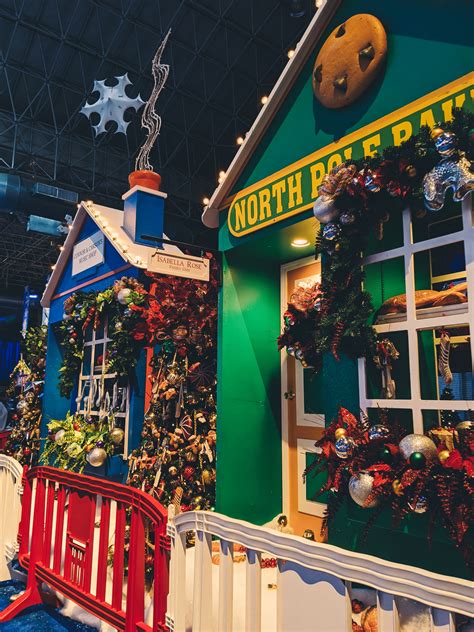 Winter Wonderfest Navy Pier Chicago Holiday Events • Covet By Tricia