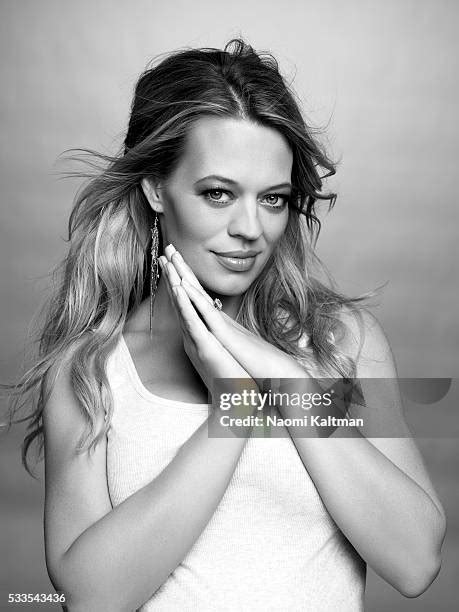 5268 Jeri Ryan Photos And High Res Pictures Getty Images