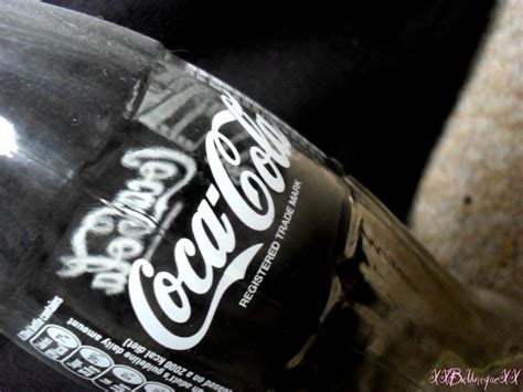 Curvy Coca Cola Bottle By Xxbxuniquexx On Deviantart