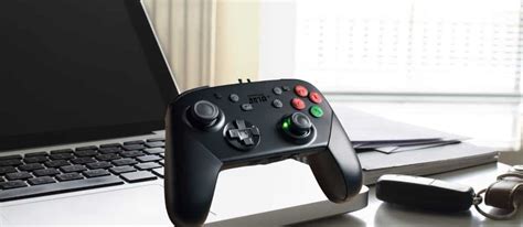 Claw Grip Vs Palm Grip Controller Which Is Right For You