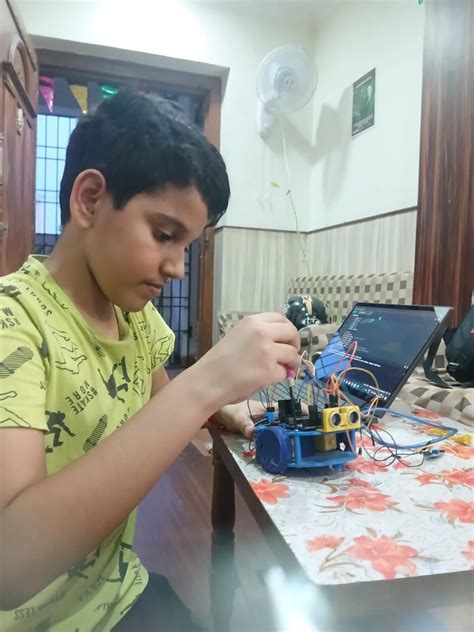 Evolve Robot Lab On Linkedin Ai Robotics Robot Roboticscompany