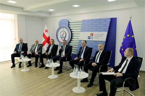 აღსრულების 🔹 იუსტიციის მინისტრი პაატა სალია მოადგილეებთან ერთად აღსრულების ეროვნული ბიუროს