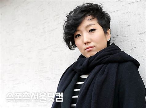 가수 정인 하늘은 청력 대신 목소리를 주셨죠 인터뷰 연예 기사 더팩트