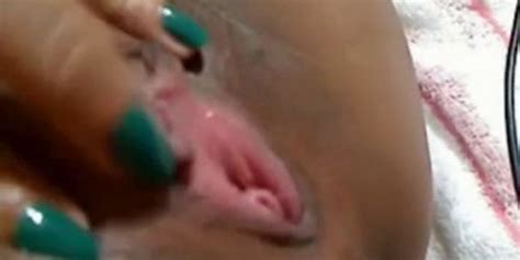 She Fingers Her Pussy And Sucks Her Long Nipples Tnaflix Com