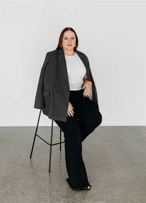 Curve And Plus Size Models New Zealand Freelance Models Nz