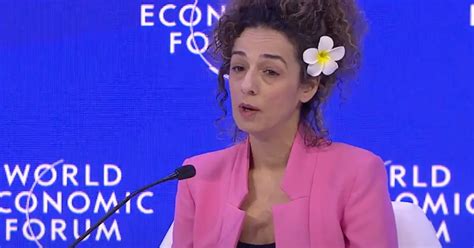 مسیح علی‌نژاد در نشست داووس از حال رفت، نازنین بنیادی از کمبود خواب